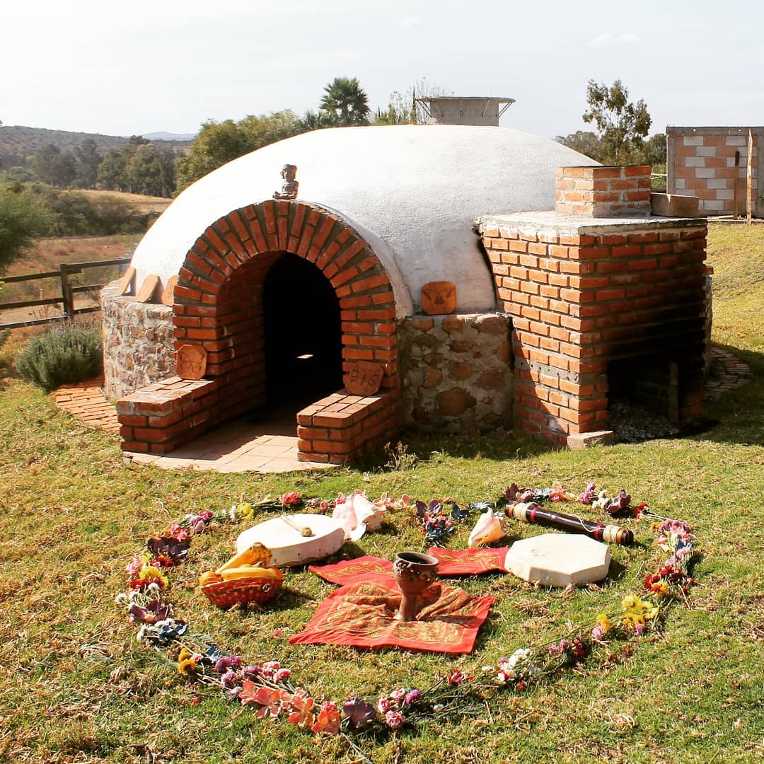 Temazcal Piel Morena - Turismo del Estado de Querétaro